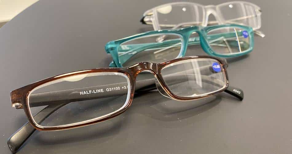 This Is The Difference Between Reading Glasses And Bifocals This Is The Difference Between Reading Glasses And Bifocals
